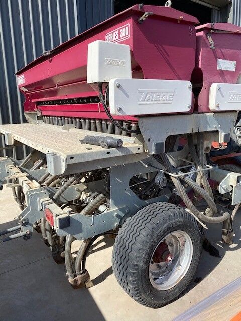 Taege 300 series | Grogans Machinery