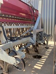 Taege 300 series | Grogans Machinery